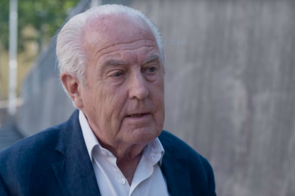 Jan Carlzon: Riv pyramiderna gäller fortfarande - Voister